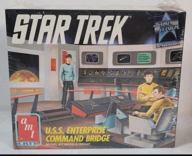 VINTAGE 1991 AMT 25th Anniversary Star Trek U.S.S. Enterprise Command ...
