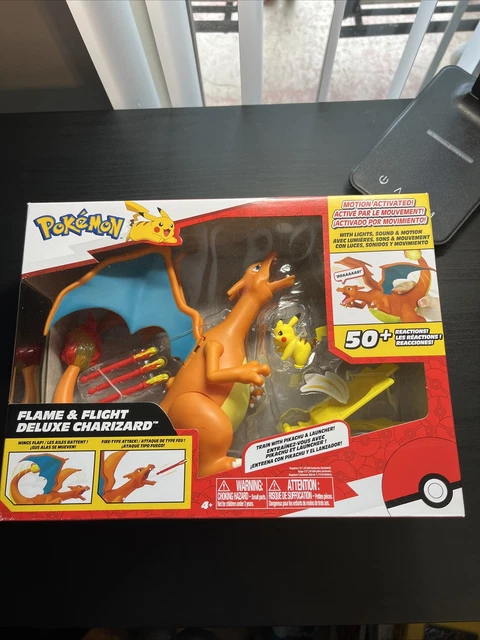 2022 POKEMON FLAME & Flight Deluxe Charizard Set Lights Motion And ...