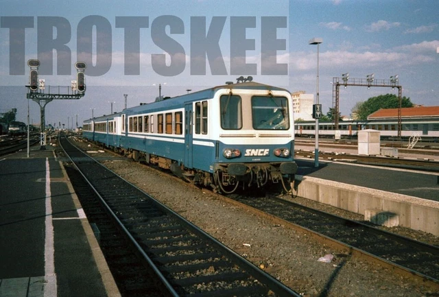 35MM COLOUR NEGATIVE SNCF French Railways Diesel Railcar X AB 2122 ...