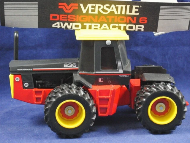 MINT 1:32 SCALE ERTL FORD 836 VERSATILE Articulated 4x4 Farm Tractor ...