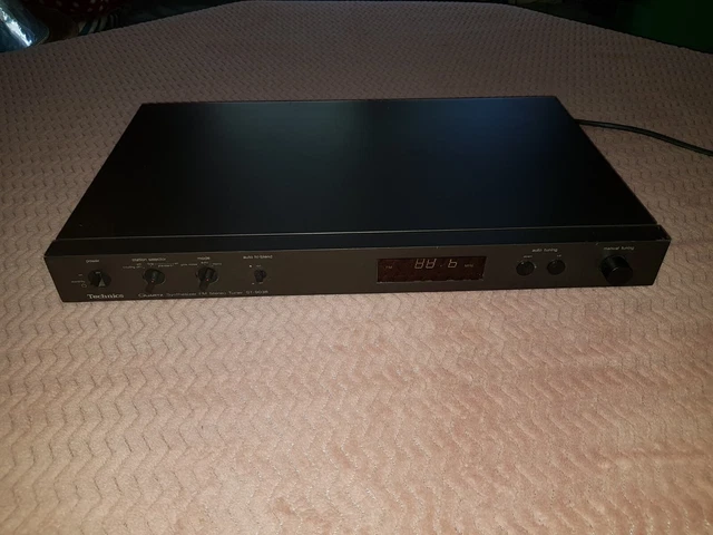 TECHNICS QUARTZ SYNTHESIZER FM Stereo Tuner haut de gamme, modèle ST ...