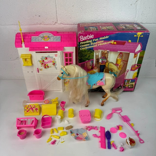 VINTAGE 1995 BARBIE Mattel Feeding Fun Stable - with Box, Horse ...