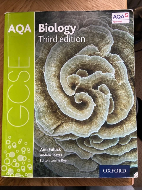 AQA GCSE BIOLOGY Student Book (AQA GCSE Science 3rd Edition) £16.32 ...
