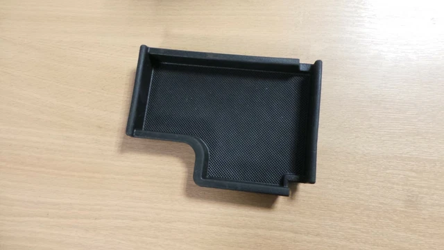 FORD FOCUS CENTRE Console Storage Compartment Rubber Trim Tray Trinket ...