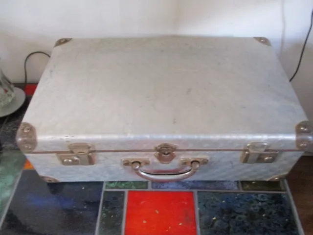 ANCIENNE VALISE EN aluminium métal années 50 vintage métal boîte de ...