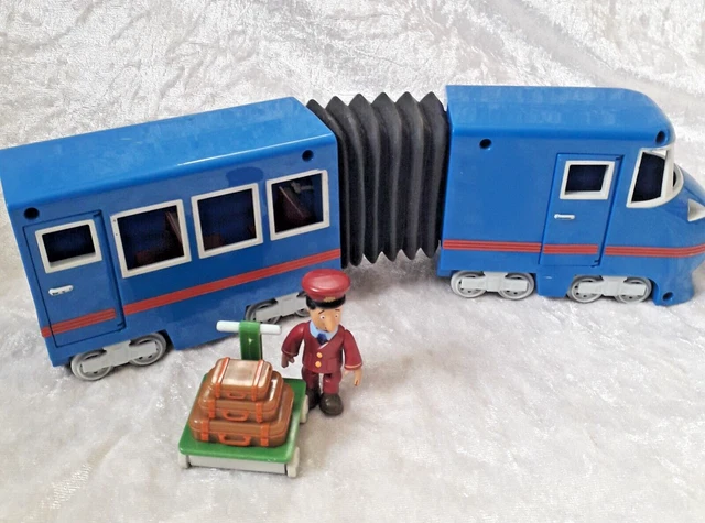 POSTMAN PAT TOYS Pencaster Flyer Aj Train Driver Figure £26.99 ...