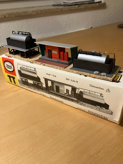 MODELLEISENBAHN SPUR TT Temos Dieseltankstelle in OVP EUR 10,50 ...