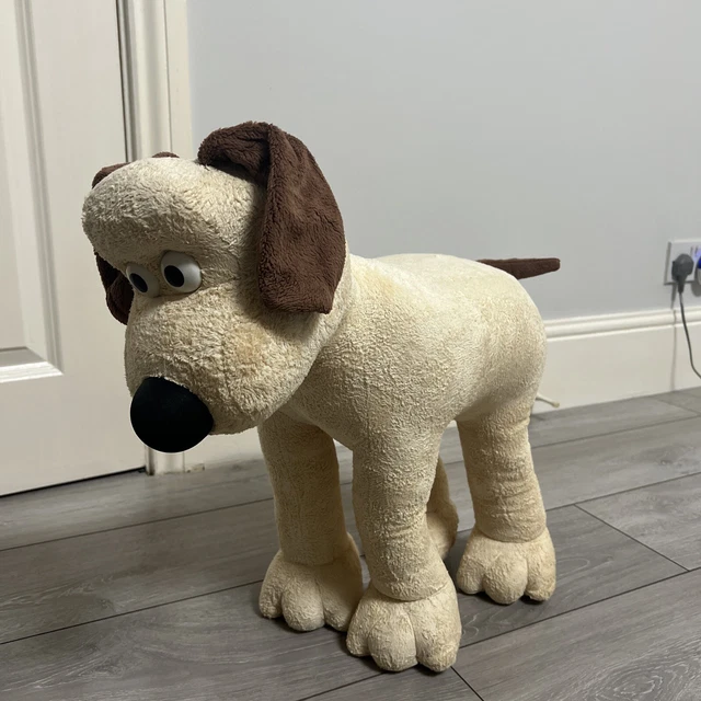 **VERY RARE** GROMIT Large plush standing toy by Gosh! (NONE AVAILABLE ...
