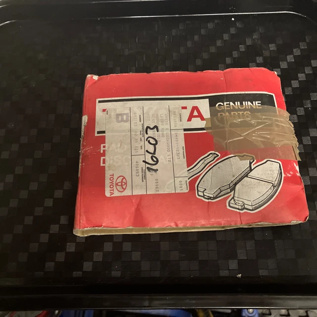 GENUINE TOYOTA 4EFTE Starlet Brake Pads And Fitting Kit Glanza V Ep82 ...