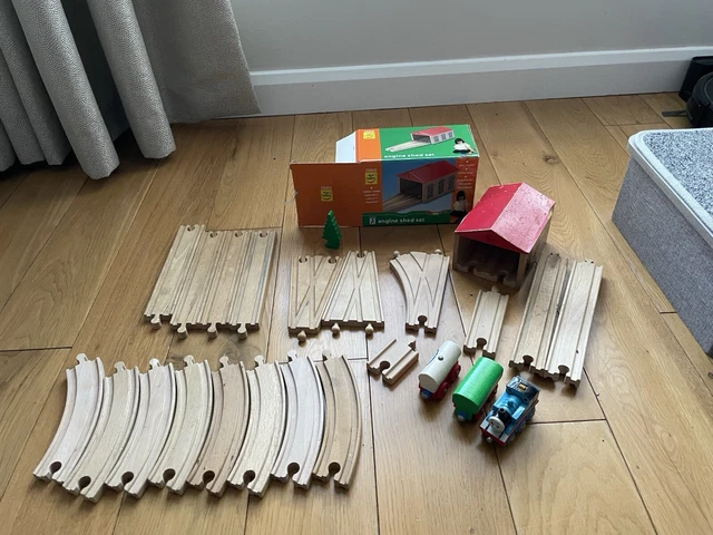 WOODEN ELC/BRIO TRAIN Set Lot With Thomas Included (Used) £17.36 ...