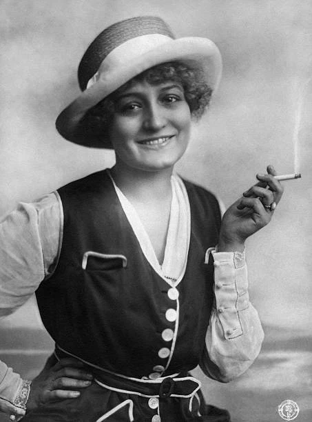 MAY EVA ACTRESS Austria nee Eva Maria Mandl smoking a cigarette 1920 ...