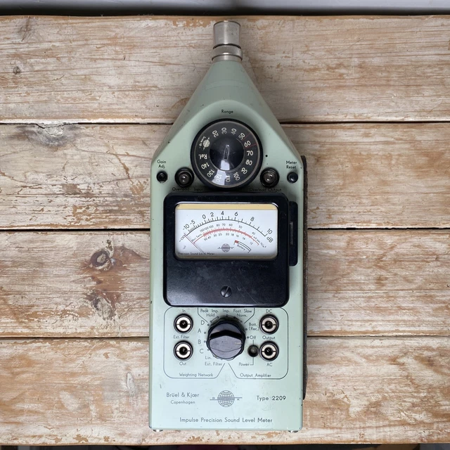 VINTAGE BRUEL & Kjaer Impulse Precision Sound Level Meter Type 2209 £ ...