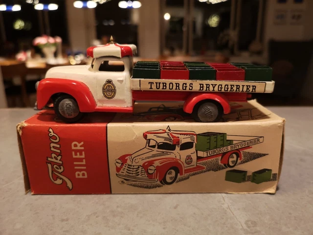 TEKNO DENMARK DODGE Truck "Tuborg" with 20 Beer Boxes in Box £88.00 ...