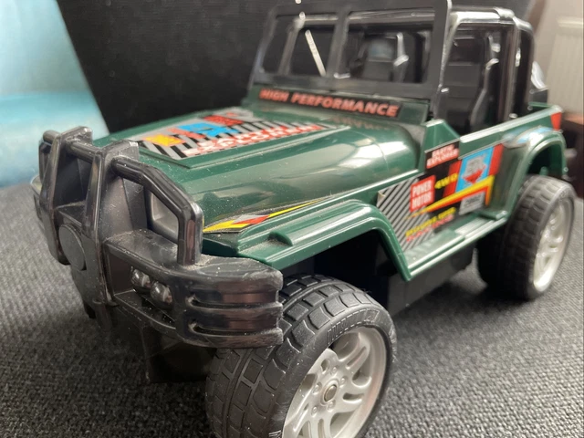 EX RADIO CONTROL Jeep Earth Explorer 2002 Display only £5.92 - PicClick UK