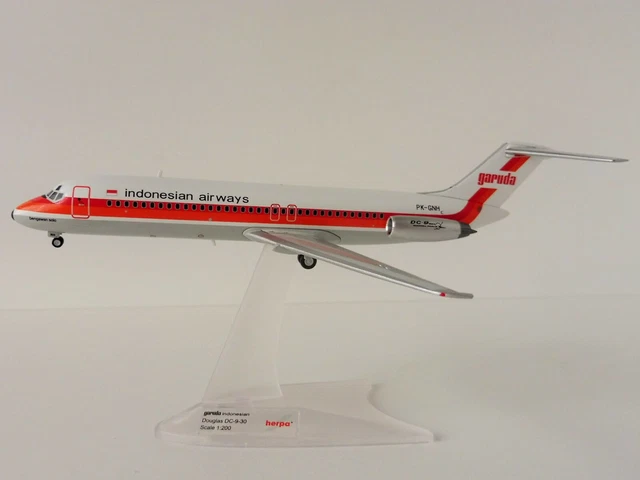 DC-9-30 GARUDA INDONESIA 1/200 Herpa 570695 Mcdonnell Douglas DC-9 ...