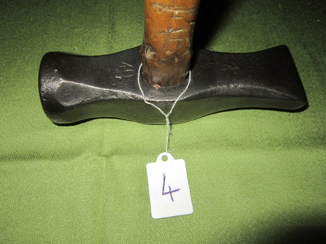 OUTIL ANCIEN, N° 4 marteau, forgeron, dinandier, ferblantier, acier ...