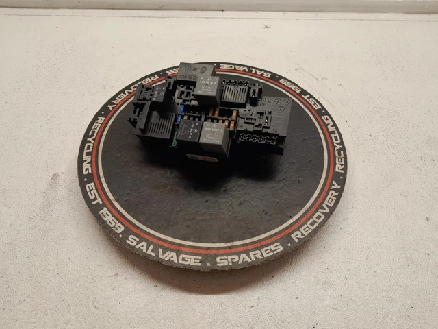 MERCEDES C CLASS 2017 W205 Fuse Box Ecu A2229063202 £20.00 - PicClick UK