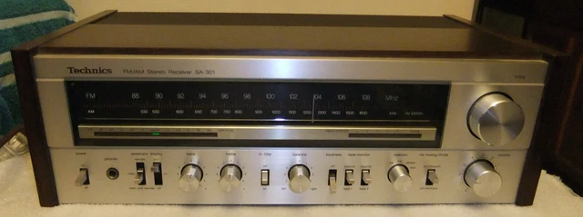 TECHNICS BY PANASONIC SA-301 AM/FM Stereo Receiver 99% Mint Condition! *LQQK* EUR 152,90 ...