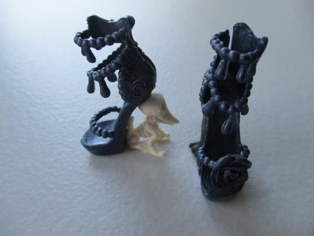 MATTEL MONSTER HIGH Shoes Skullector Tim Burton's Corpse Bride Emily ...
