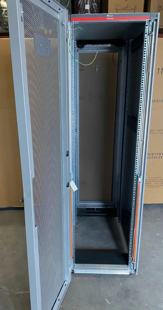 SUN ORACLE RACK II 42U Server Rack Cabinet Enclosure 7080204 Exadata X5 ...