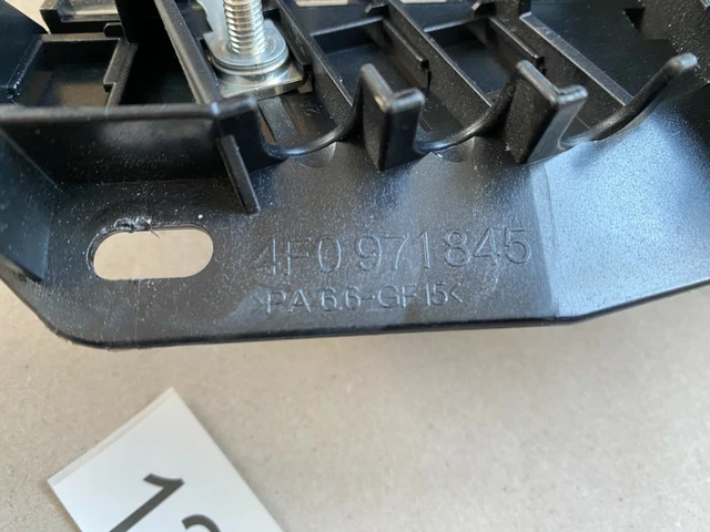 AUDI A6 4F Sicherungskasten Halter Kofferraum - 4F0971845 EUR 20,00 ...