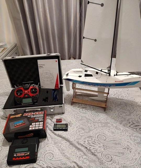 GRAUPNER RACING MICRO Magic RTR RC yacht with radio control, etc VGC £ ...
