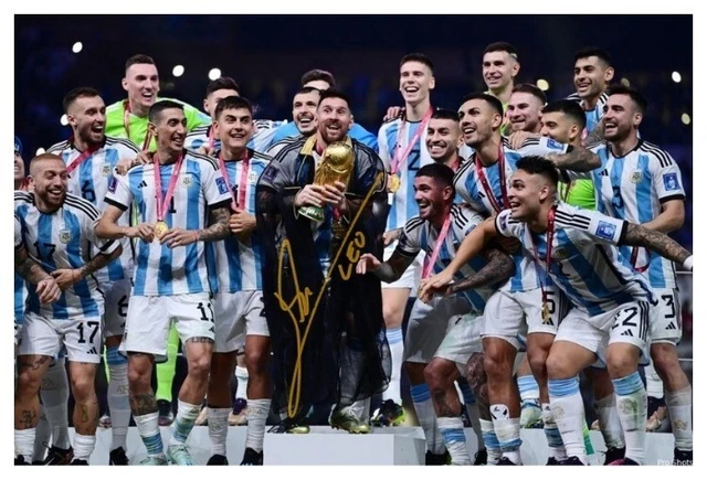 MESSI #8 ARGENTINA CAMPIONE DEL MONDO QATAR 2022 - 6x4 Firmato Autografo FOTO Stampa EUR 2,22 ...