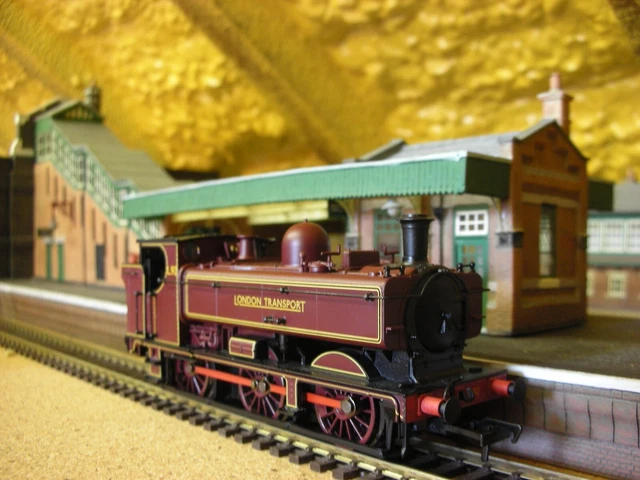 BACHMANN 32-217A L92 London Transport (Ex-GWR 5786) 0-6-0PT 'Pannier ...