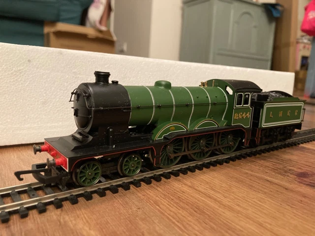 HORNBY 00 GAUGE LNER B12 Locomotive number 8544 £35.99 - PicClick UK