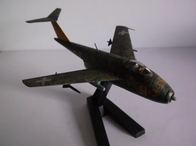 MESSERSCHMITT JET FIGHTERS 1/72 Scale BUILT plastic models £25.00 ...