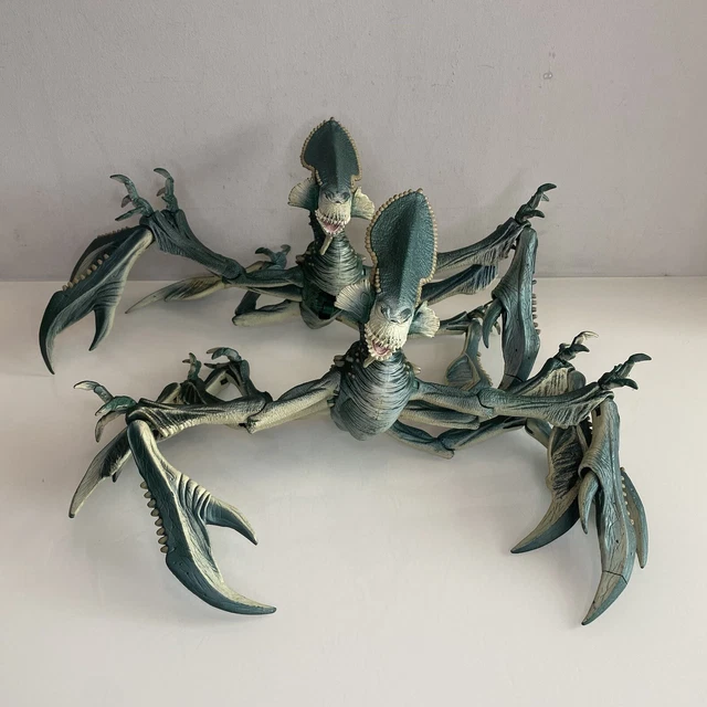 STAR WARS ATTACK Of The Clones 2002 Acklay Creature Arena Battle Beast ...