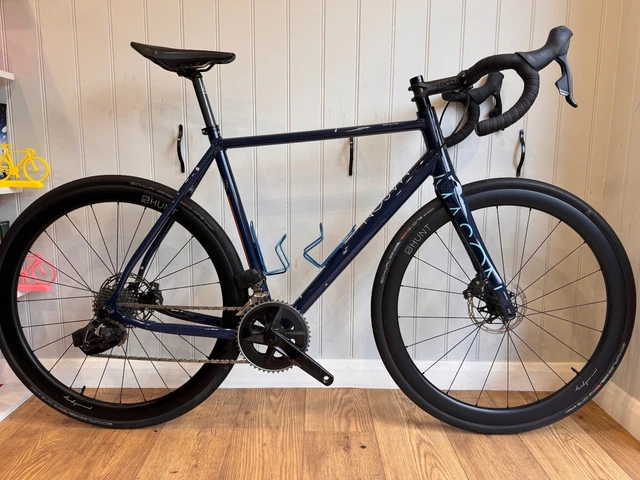 MASON DEFINITION 56CM – SRAM Rival AXS – Hunt 44 Carbon Wheels – Navy ...