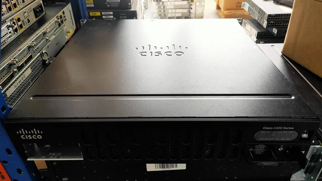 CISCO ISR4451-X/K9 ISR 4451 (4GE,3NIM,2SM,8G FLASH,4G DRAM) EUR 140,00 ...