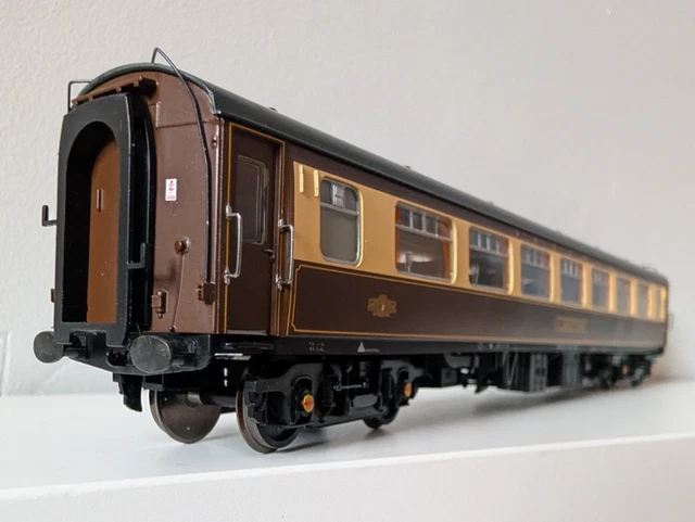 39-310B BR MK1 SP Pullman Second Parlour Umber & Cream "Car No. 349 ...