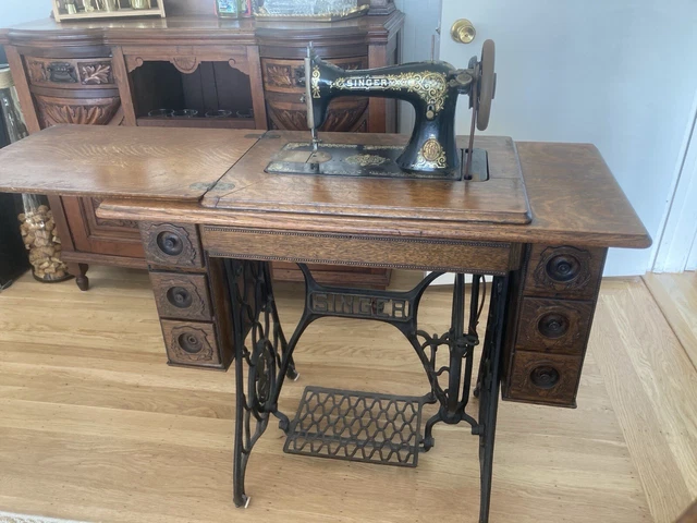VINTAGE SINGER SEWING Machine Table & Sewing Machine $1,200.00 - PicClick