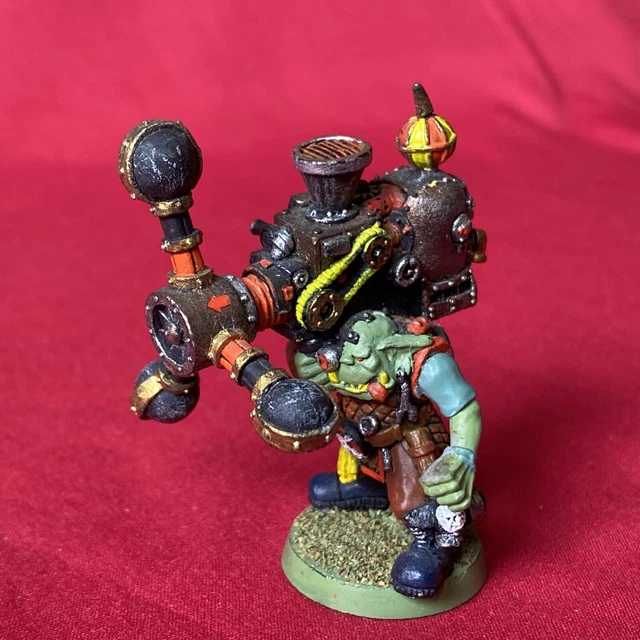 ORK BIG MEK con pistola d'attacco Shokk OOP ben dipinto Warhammer 40k ...