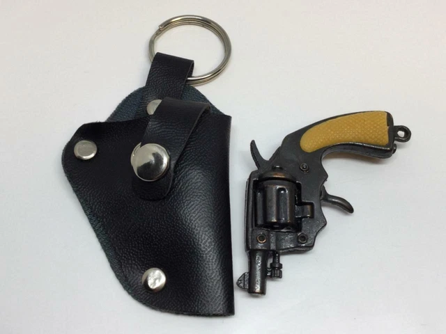VINTAGE CAP GUN Keyring TOY REVOLVER Keychain BLACK LEATHER HOLSTER ...