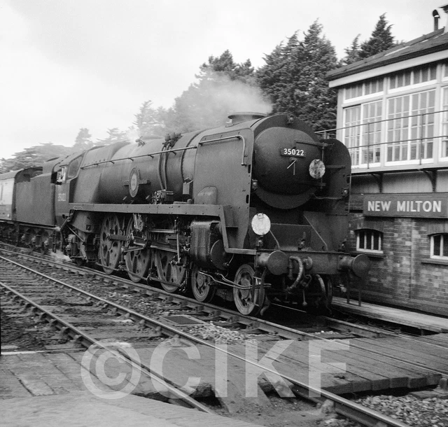 RAILWAY B/W Negative 6x6cm SR 35022 New Milton c1960's. £4.95 - PicClick UK