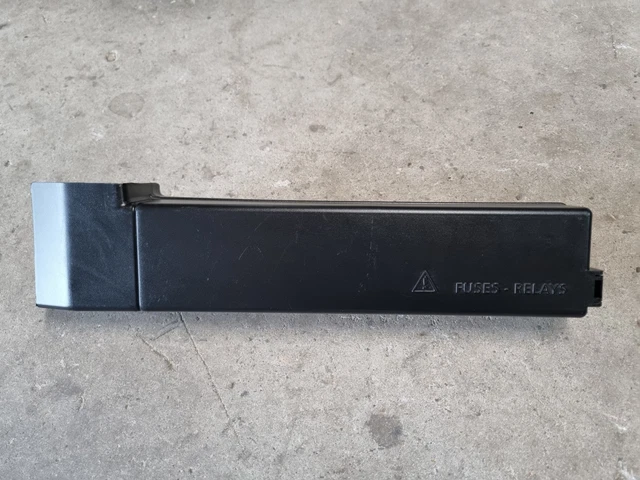 HOLDEN VT VX Vy Vz Commodore Fuse Relay Panel Cover Engine Bay Wiring ...