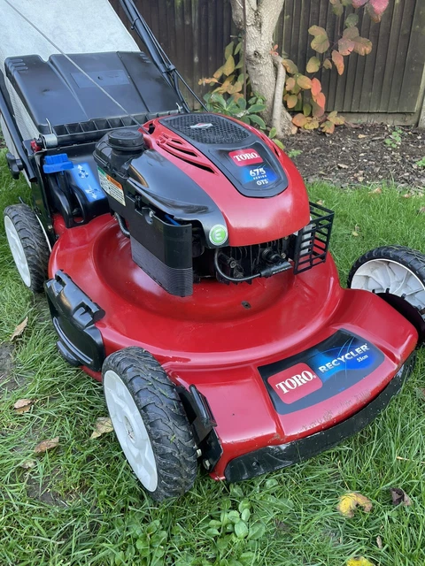 TORO RECYCLER 21” Cut Self Propelled Petrol Lawn Mower Key Start £375. ...