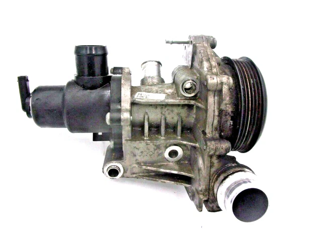 POMPE A EAU Mercedes classe A W176, B W246, CLA, GLA A6512000501 EUR ...