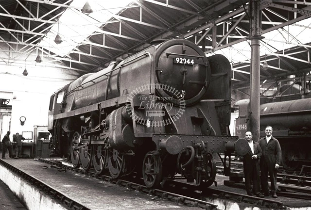 PHOTO BR BRITISH Railways Steam locomotive 92044 BR Standard New ...