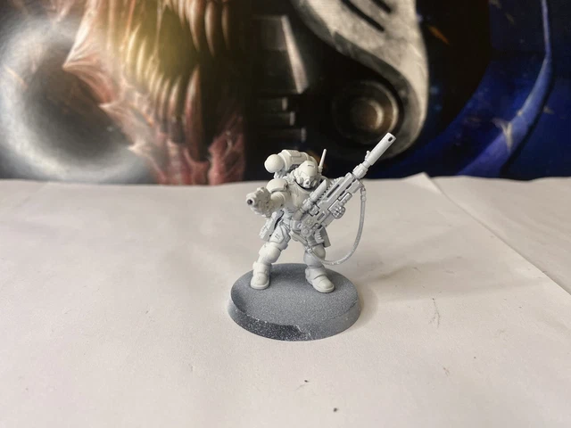 SPACE MARINE CUSTOM Lieutenant W/ Las Rifle Warhammer 40K Games ...