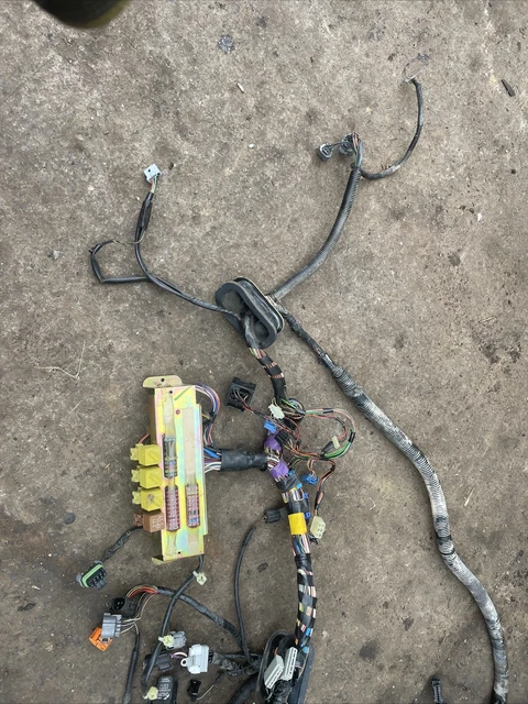 LAND ROVER DEFENDER TD5 Bulkhaed Loom £300.00 - PicClick UK