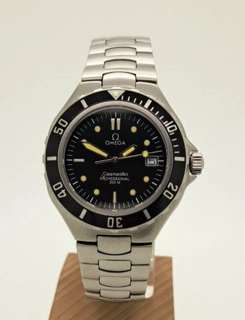 VINTAGE OMEGA SEAMASTER Professional 200 m pre Bond in Almost Mint ...