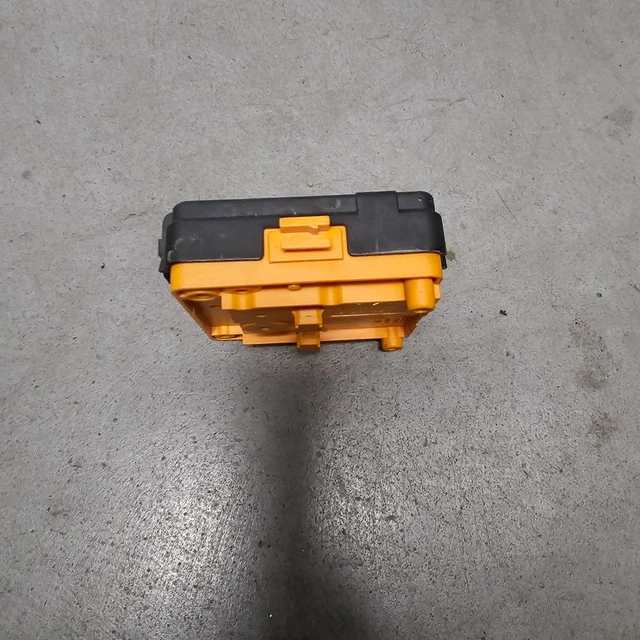 MINI COOPER S R52 R53 Positive Battery Cable Fuse Box Module B 6911180 ...