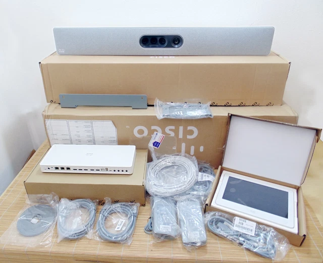 NUOVO CISCO CS-KITPLUS-K9 Cisco Webex Room Kit Plus CS-CODEC-PLUS+ CS ...