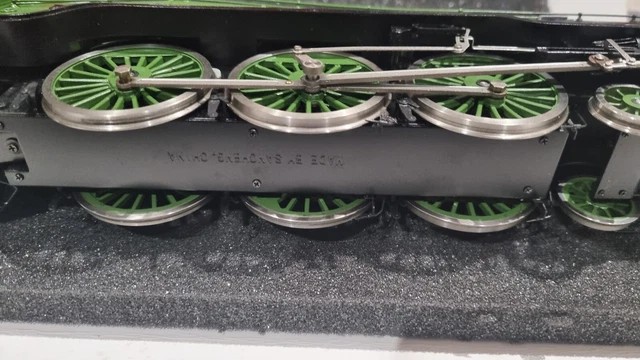 BACHMANN BRASSWORKS SANCHENG A3 "Flying Scotsman" LNER Green O Gauge ...