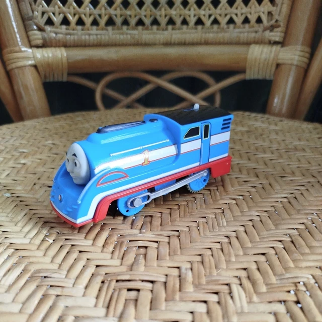 THOMAS THE TANK & Friends Trackmaster Revolution Streamlined Thomas ...