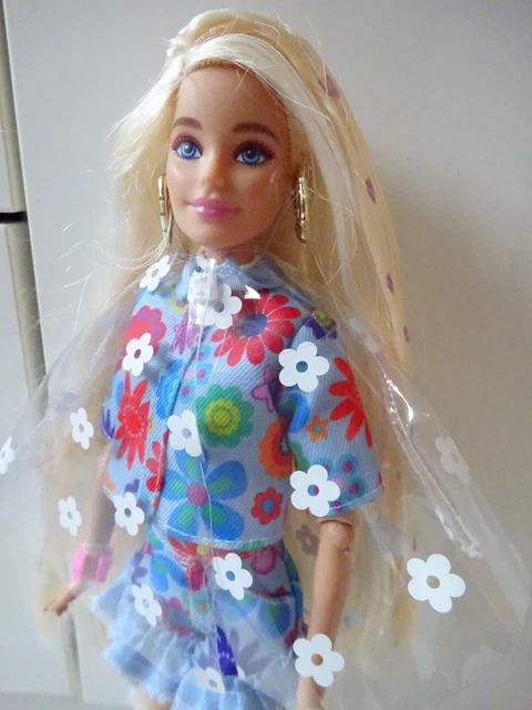 BARBIE EXTRA DOLL #12 - with Flower Power Outfit & Heart Detail Hair £ ...